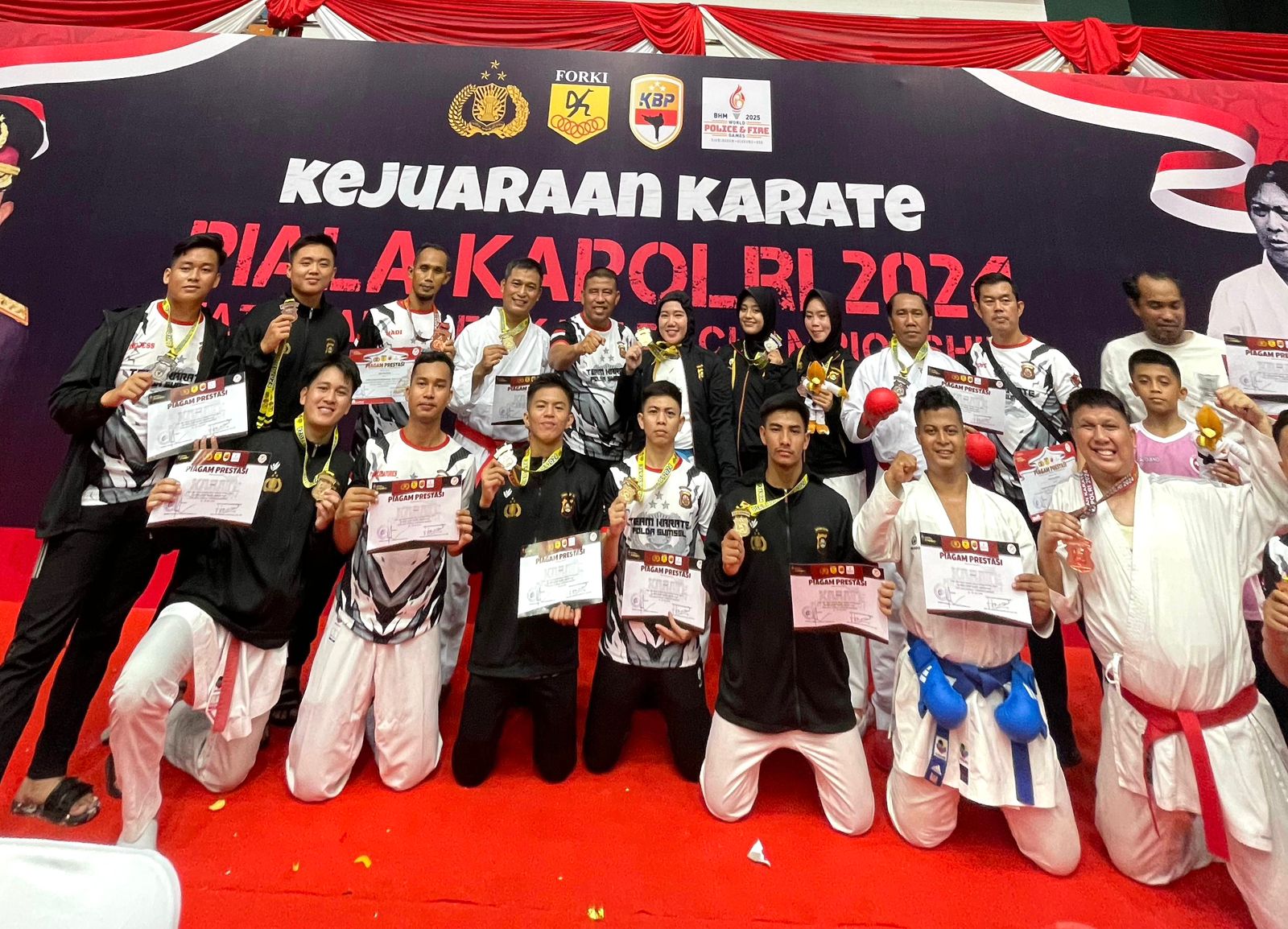 Tim Karate Polda Sumsel Sabet Medali di Piala Kapolri 2024-National ... Tim Karate Polda Sumsel Sabet Medali di Piala Kapolri 2024-National ...