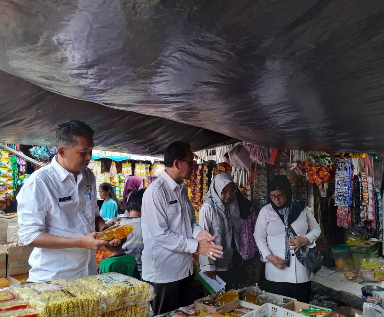 Jelang Hari Raya Idul Fitri 1446 H Pasar Gelumbang di Monitoring | Link ...